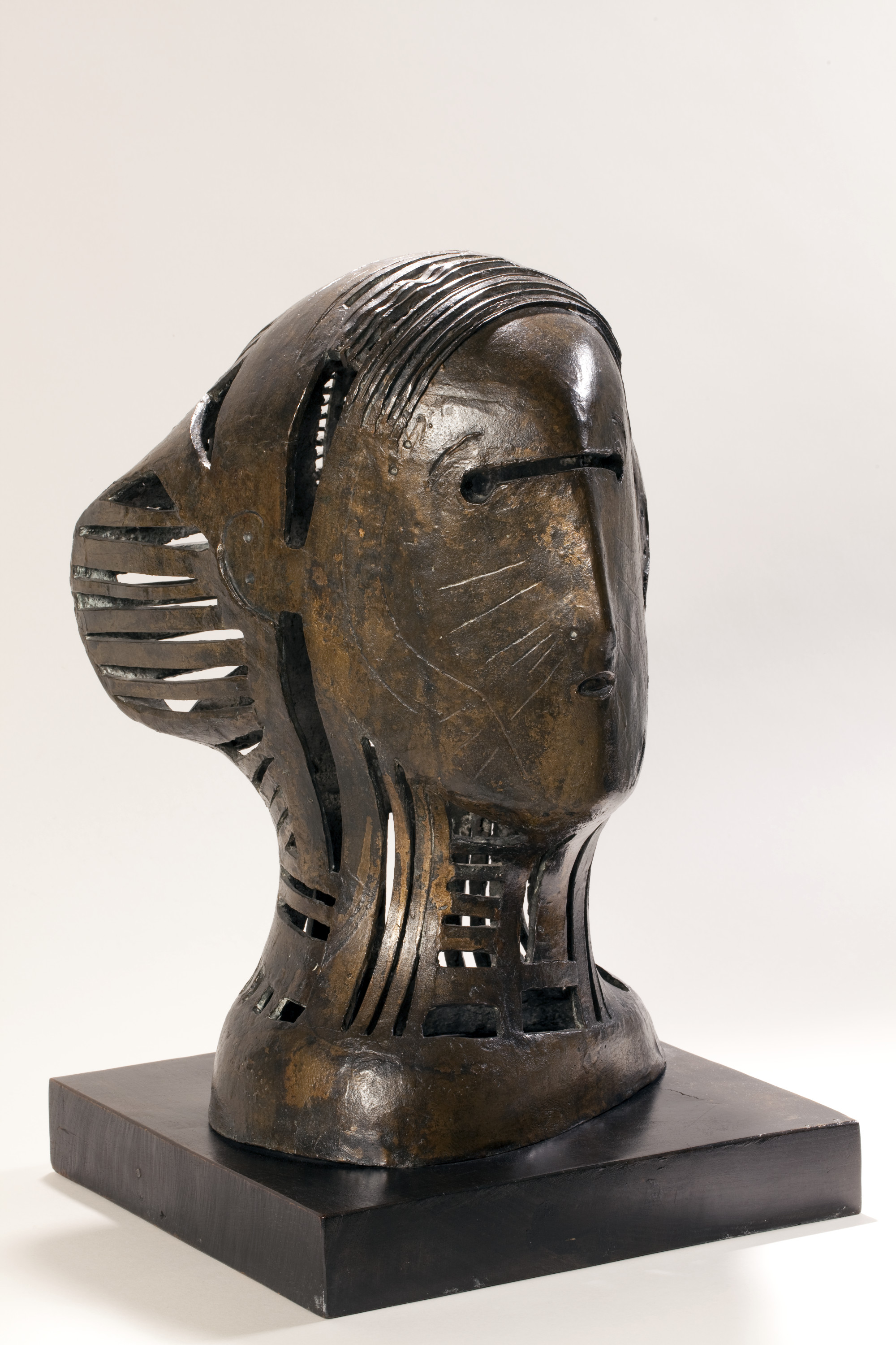 Artist Henry Moore - The Hepworth Wakefield